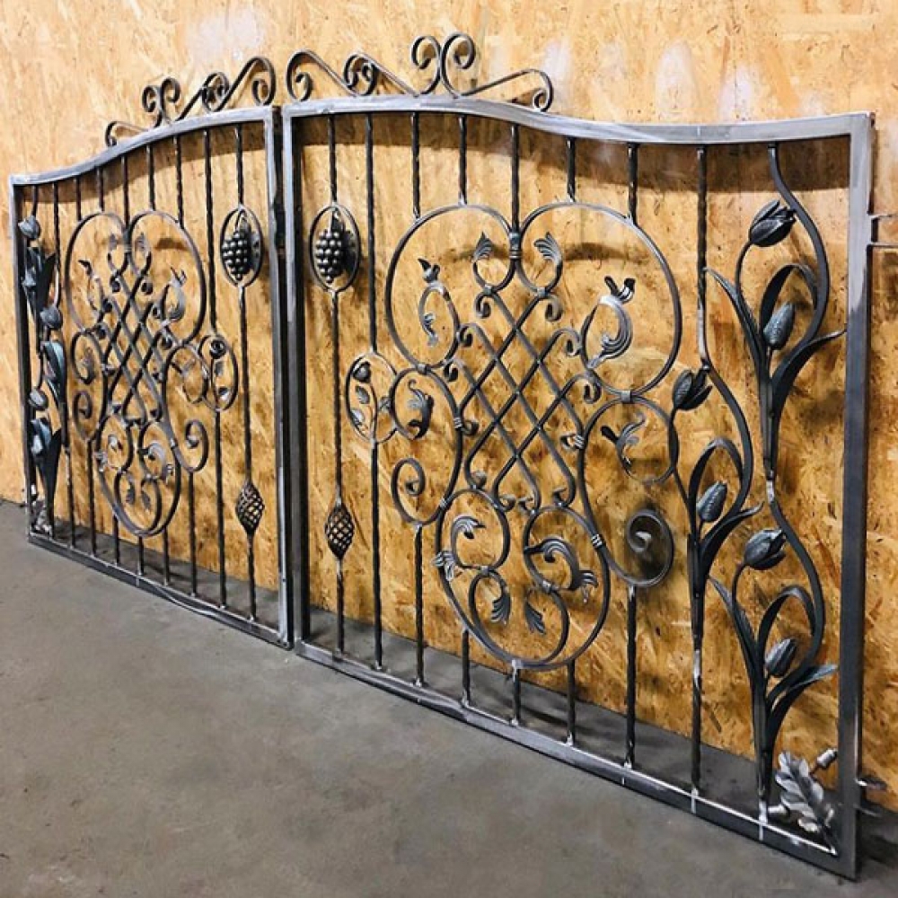 Graceful Wrought Iron Custom Double Gate Decorative Entrance Manual ...
