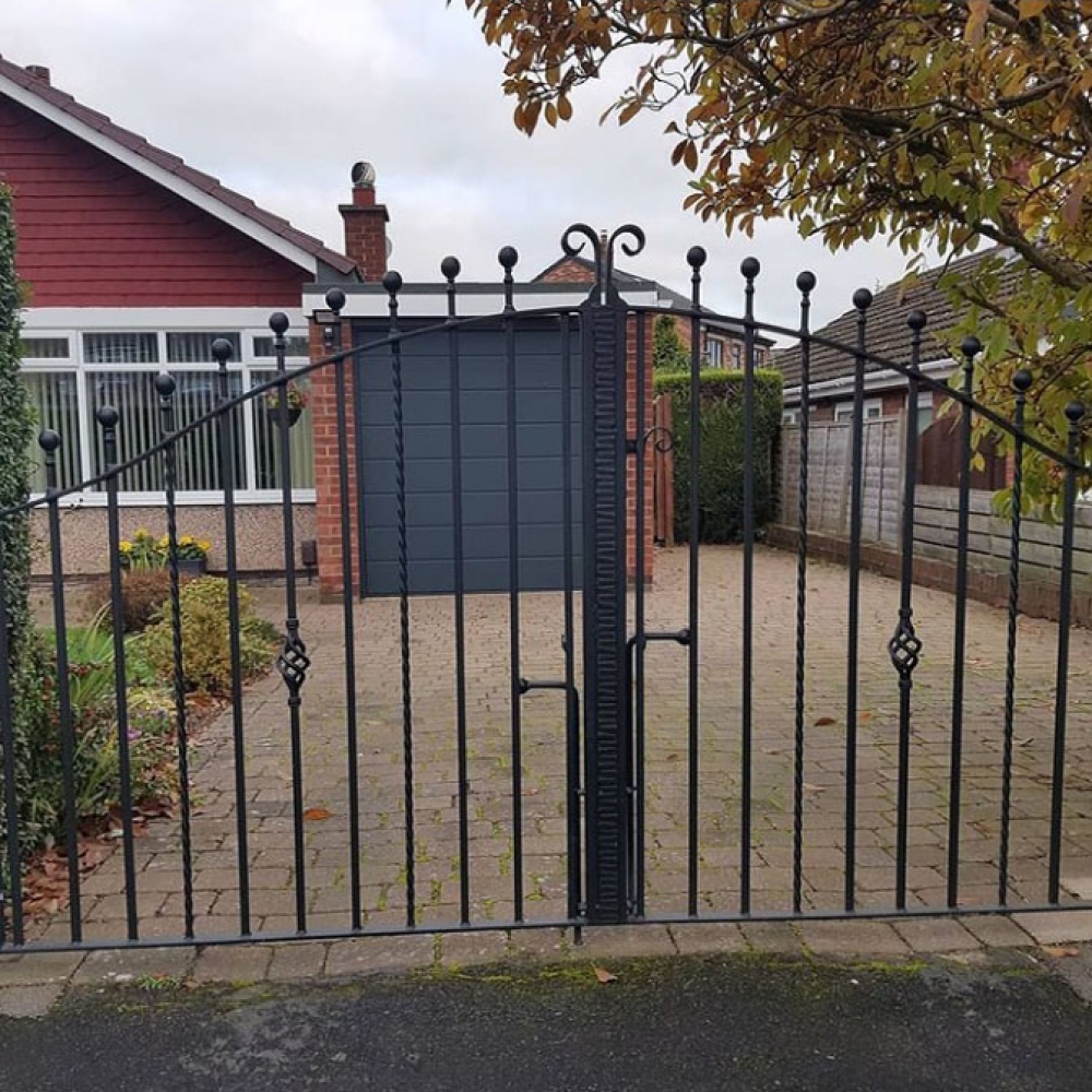 Simple Style Custom Wrought Iron Gate For Driveway From Professional ...
