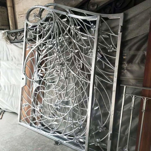 Classical wrought iron front gate made in china custom ironwork